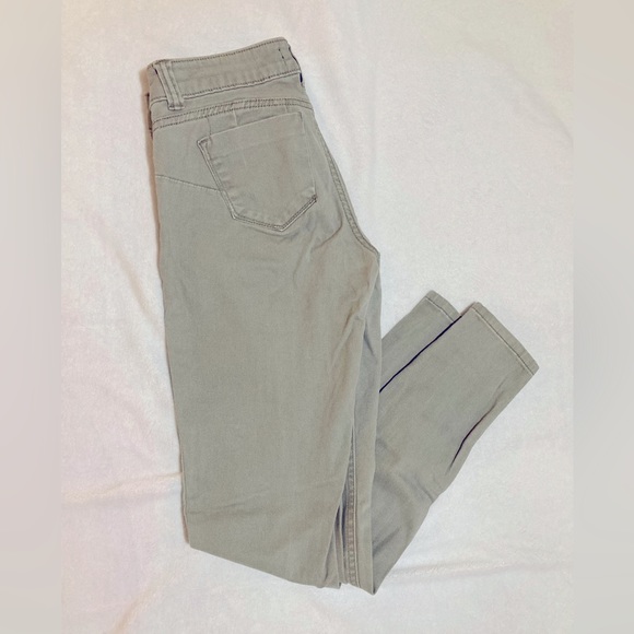 GENERRA | Pants & Jumpsuits | Generra Olive Green Pants | Poshmark